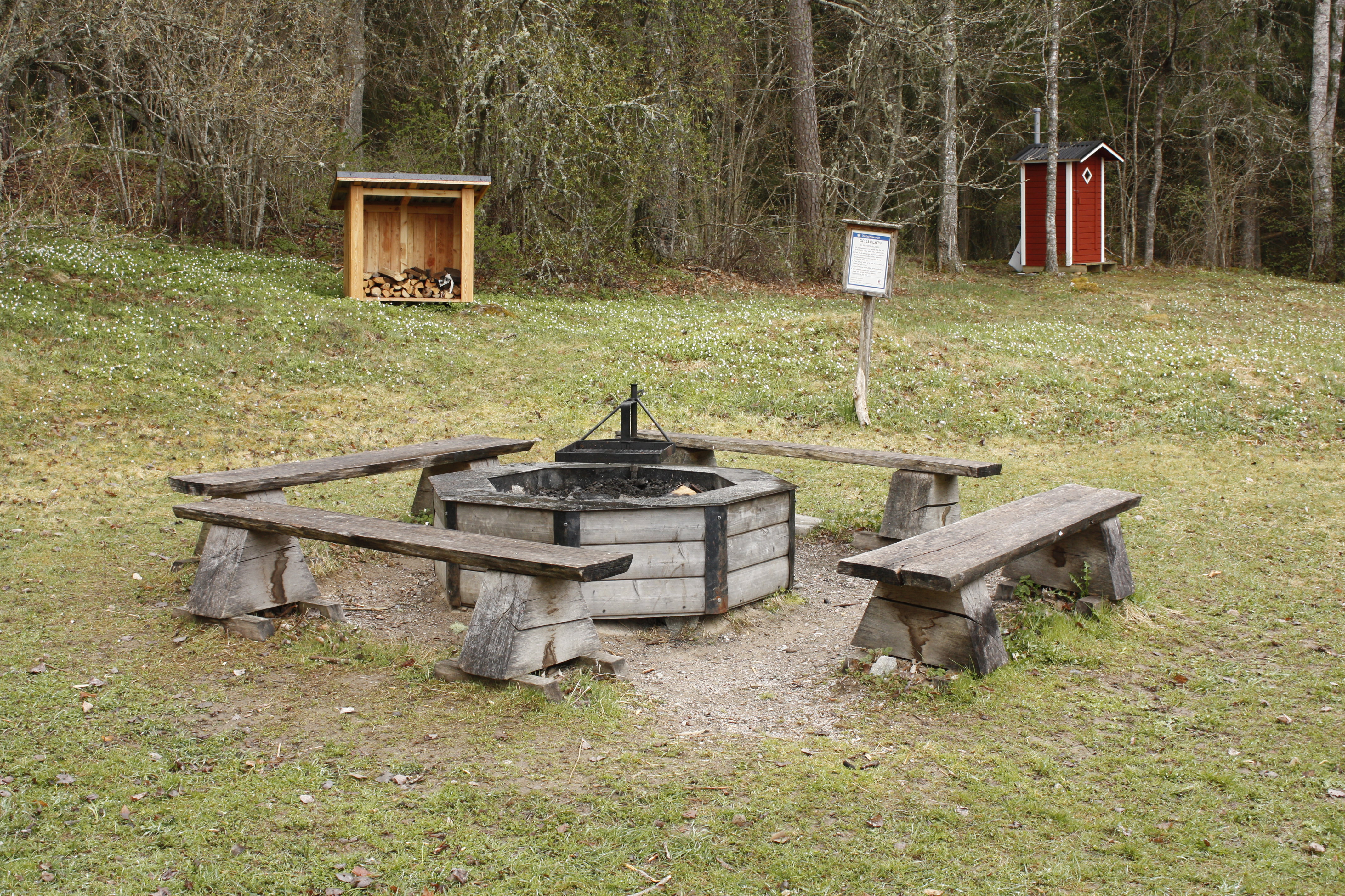Grillplats, Hårsbäcksdalen | Naturkartan