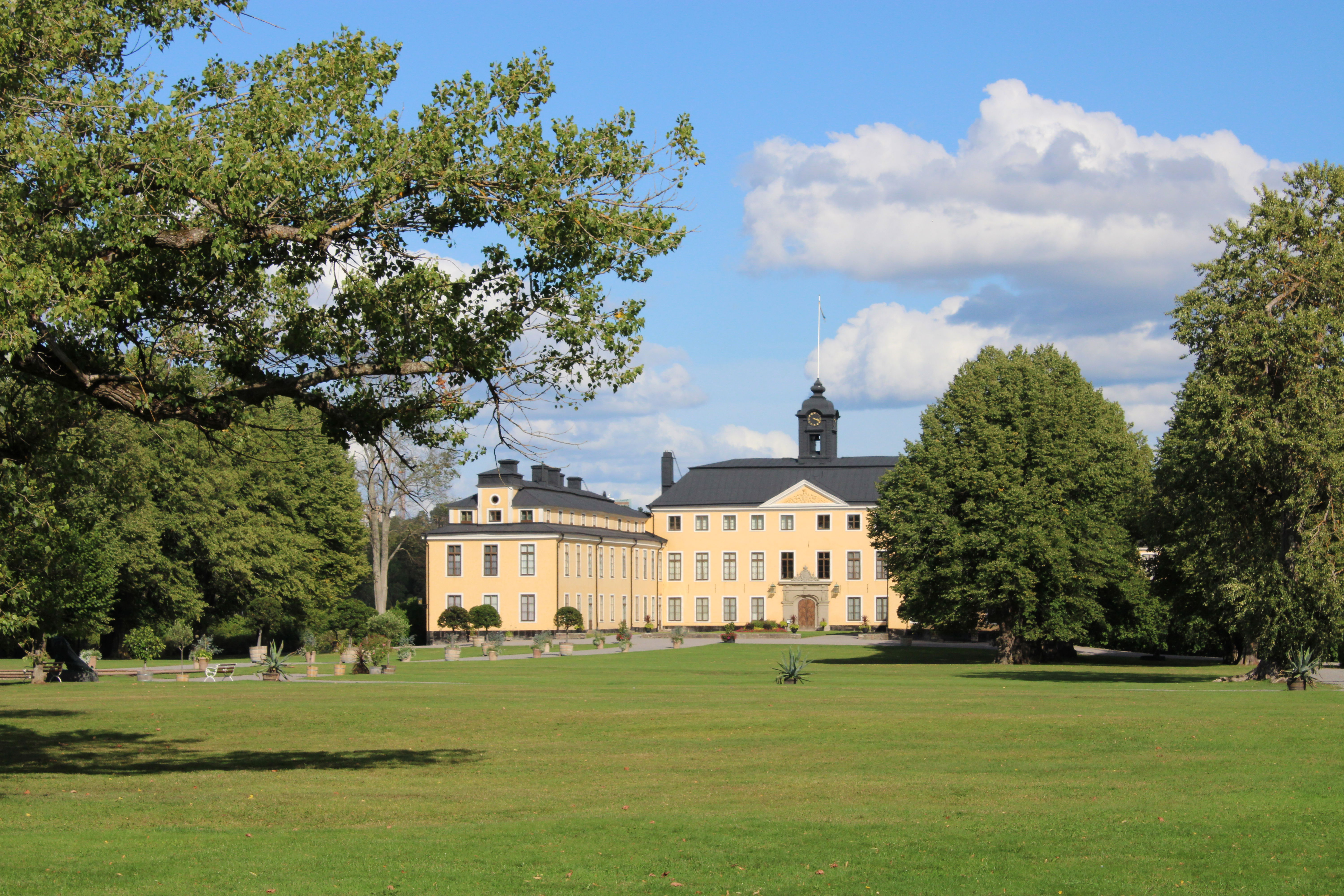 Ulriksdals castle | Naturkartan