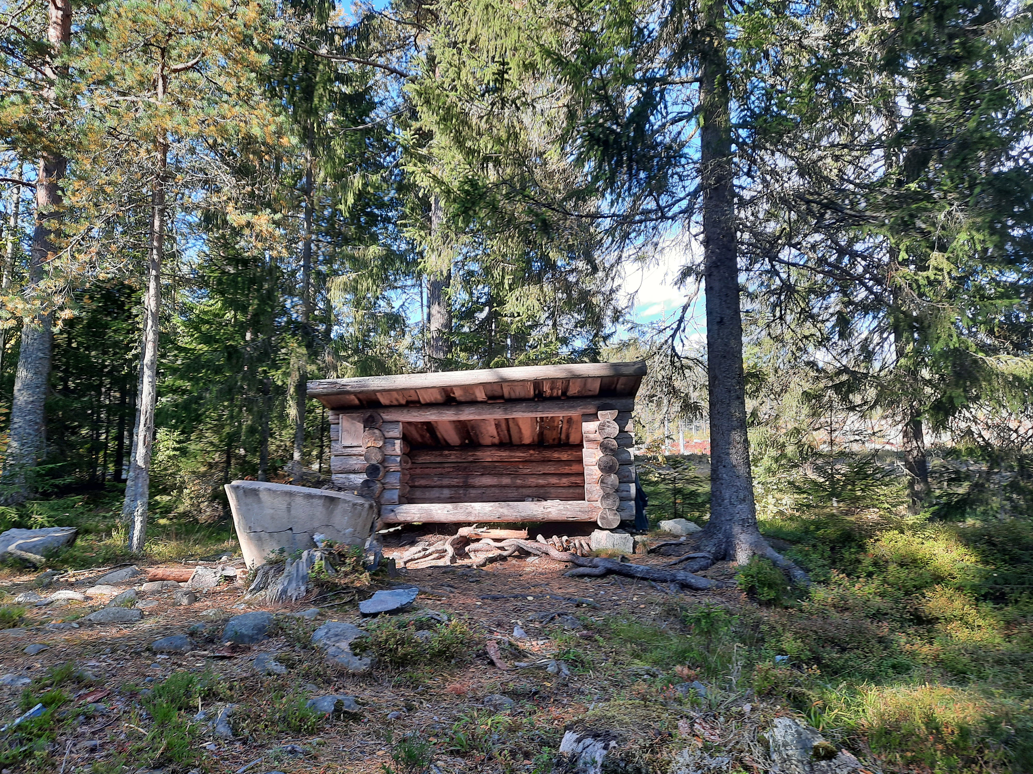 Vindskydd Trehörningen — Naturkartan