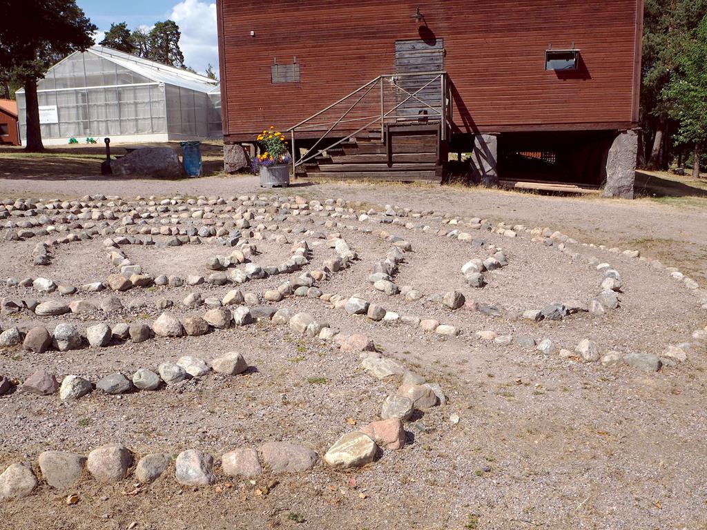 Skulptur - Labyrint V — Naturkartan